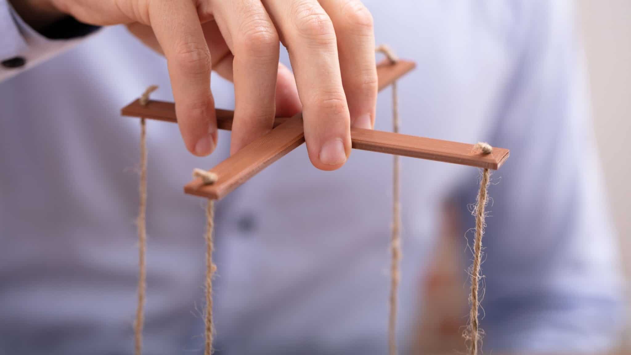 Navigating a Manipulative Boss: How to Take Back Your Power